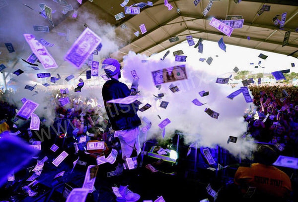 ConfettiZooka™ Handheld CO2 Confetti Cannon Streamer Launcher Mylar