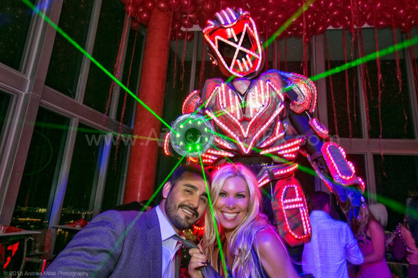 LED DMX Robot Cryo Performer with CO2 Cryo Gun For Weddings, Nightclub